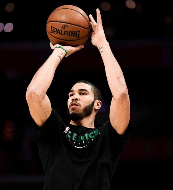 NBA: Jayson Tatum fala como foi a sensação de vestir a camisa do Lakers